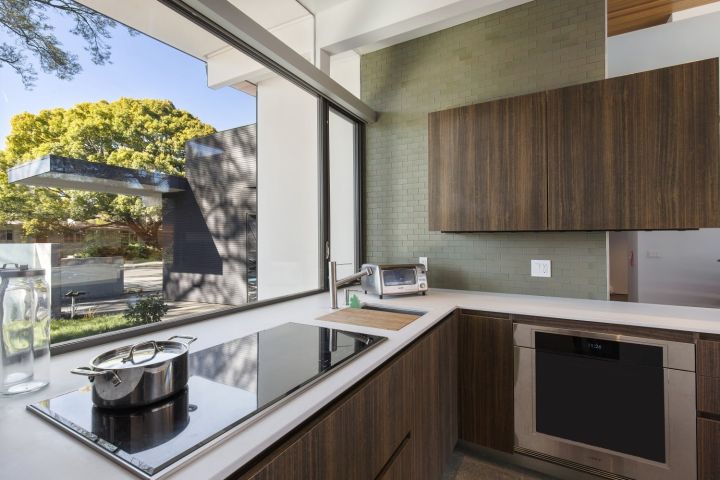 The Evolution of Interior Design: Trends in Accessories and Finishings ...